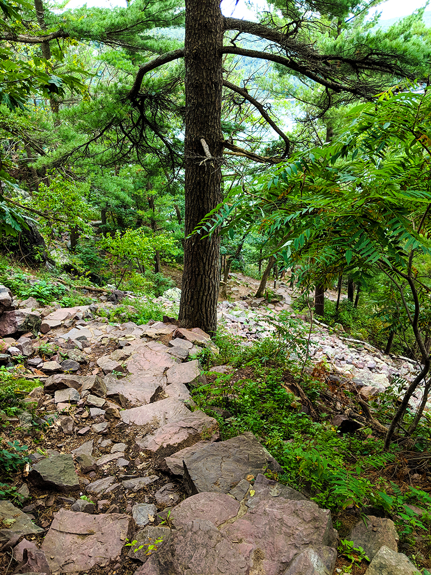 Balanced Rock Trail at Devil's Lake State Park