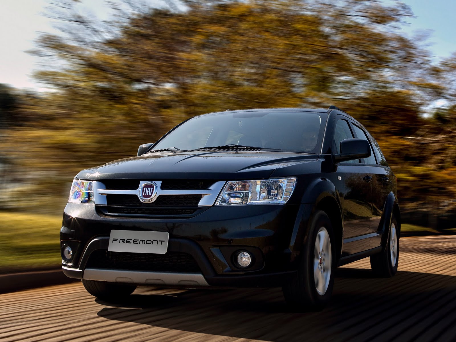 Booms Blog: Freemont já está no site da Fiat; Confira galeria de fotos