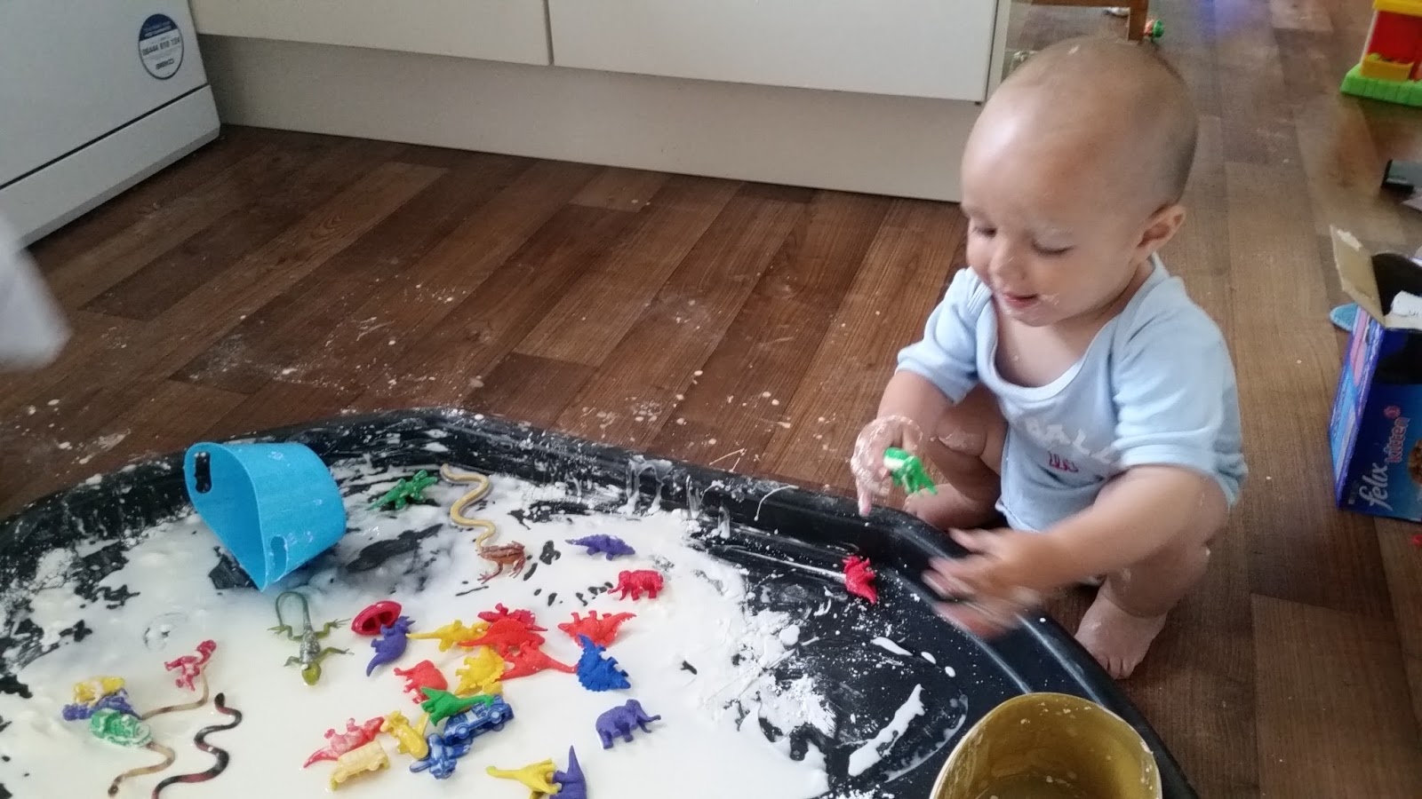 Tips on How to Homeschool With a Toddler Around | Multicultural Motherhood