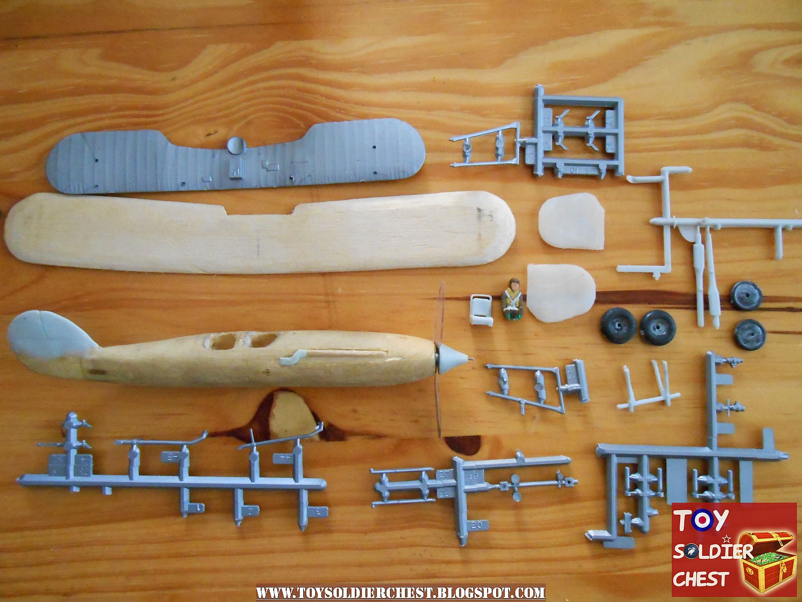 Toy Soldier Chest: Tutorial; Scratch-building a 1/72 aircraft out of ...