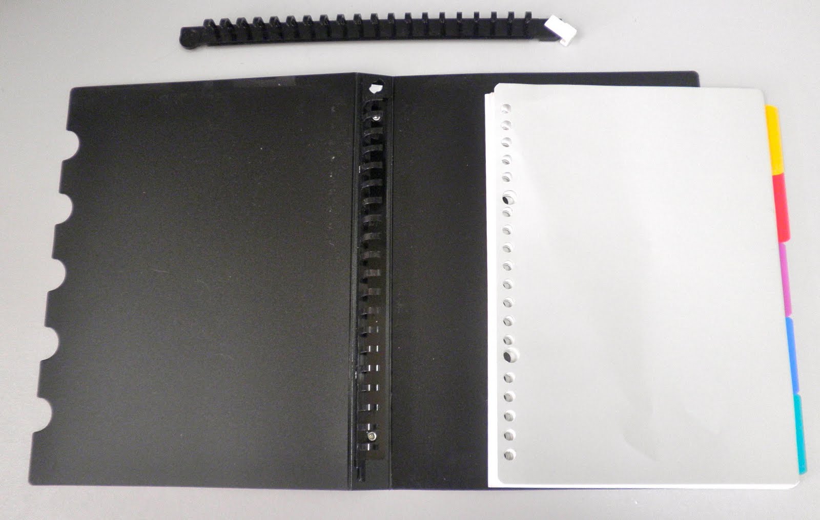 Pocket Blonde: Maruman 5 Section Binder