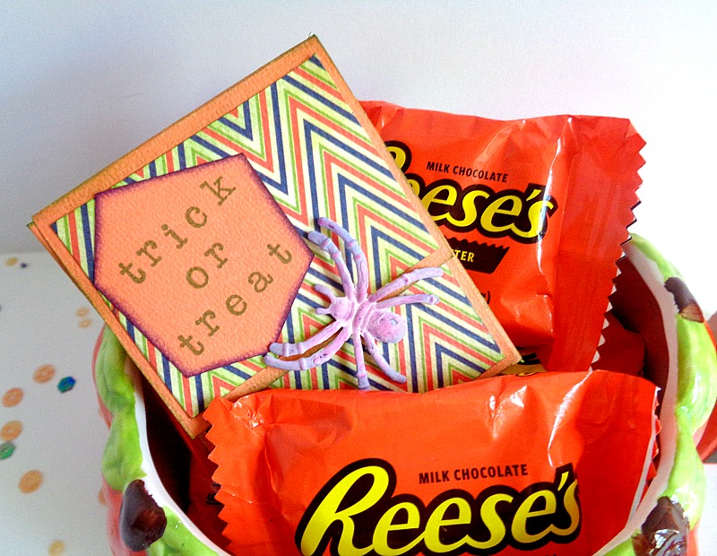 DIY: Mini Candy Gift Boxes - Running With A Glue Gun