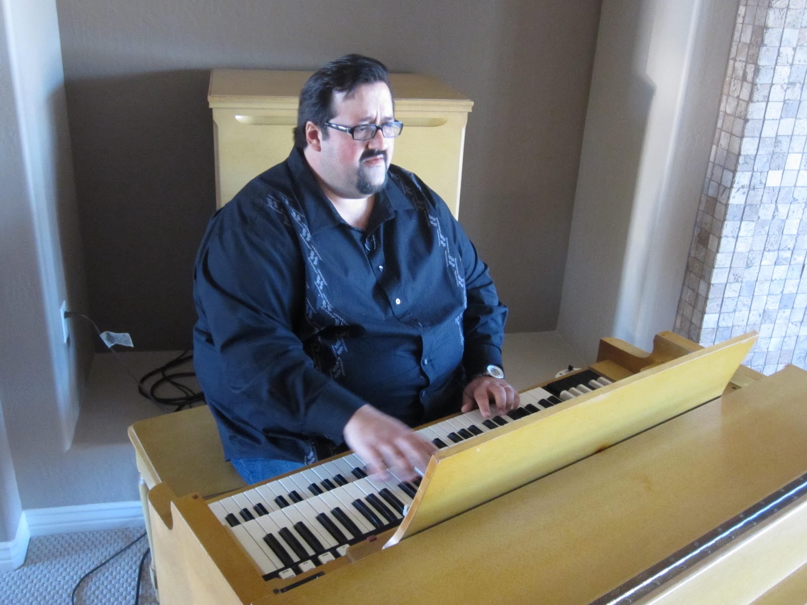 Killer B3 Movie: Joey DeFrancesco Sits Down For Killer B3
