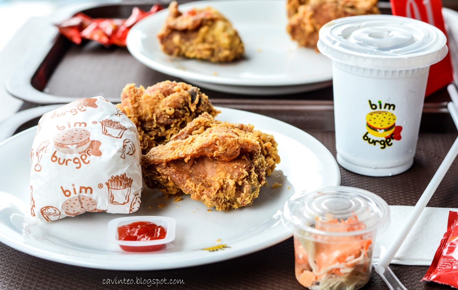 Entree Kibbles: Bim Burger & Fried Chicken Opposite the International ...
