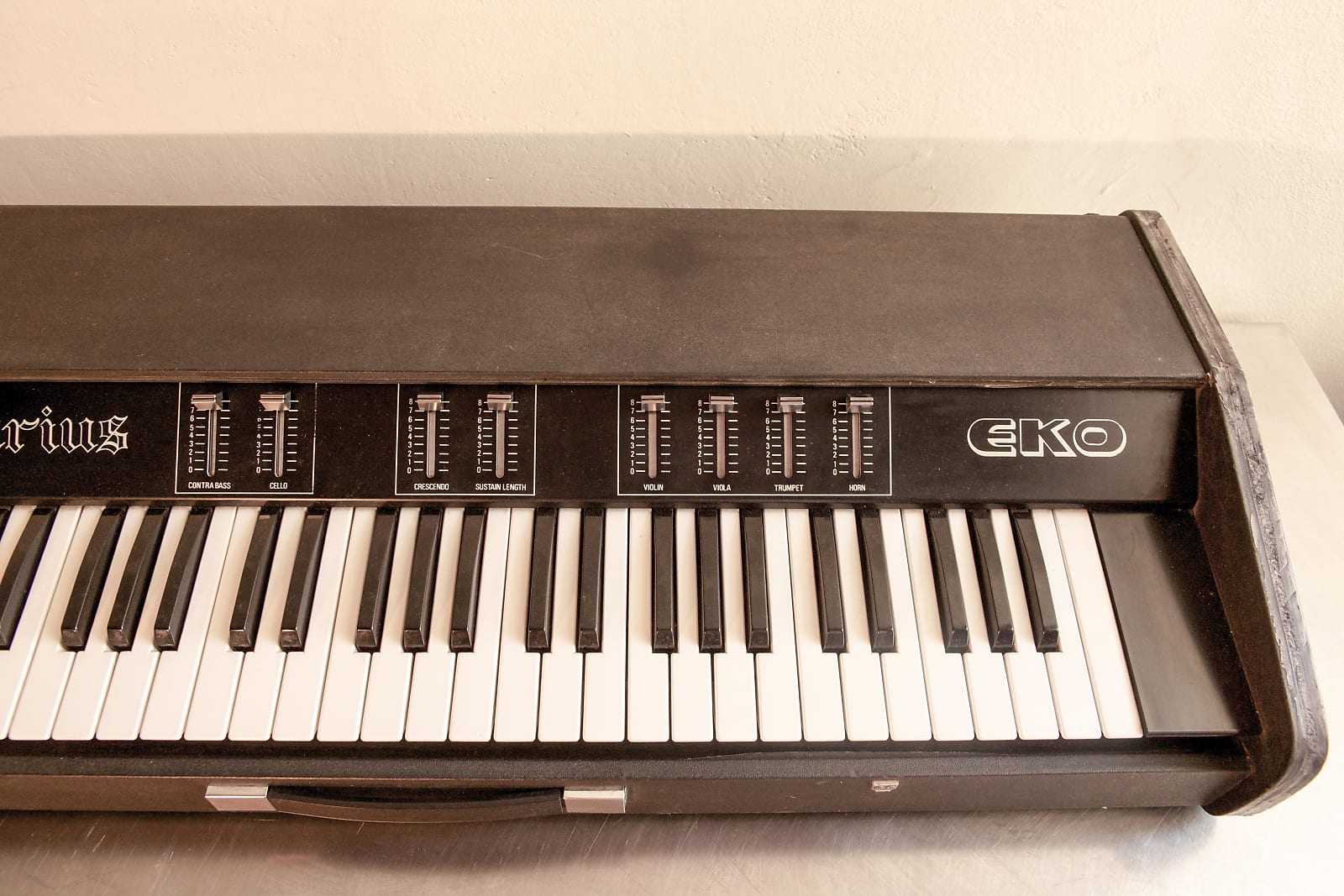 MATRIXSYNTH: Eko Stradivarius Analog String Machine