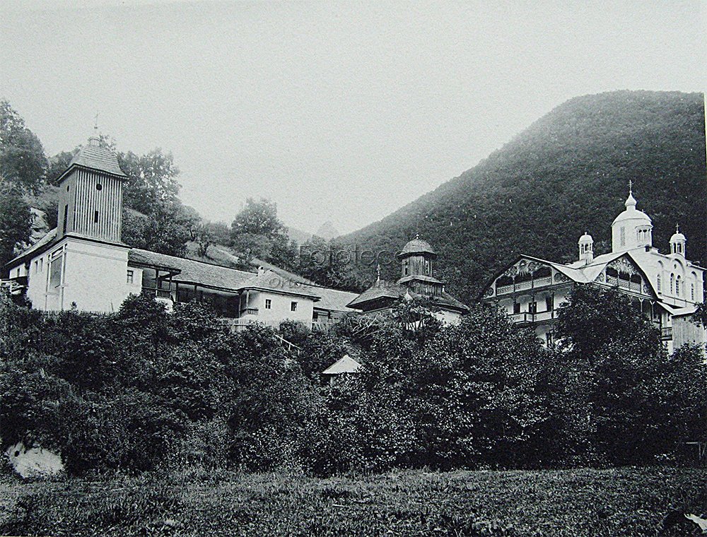 Manastiri Ortodoxe Romane.Monasteries Ortodoxe: Monastery Turnu
