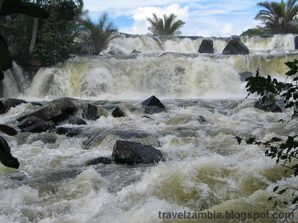 TravelZambia..,Lets Explore!!!: My visit to Chishimba Falls, Zambia.