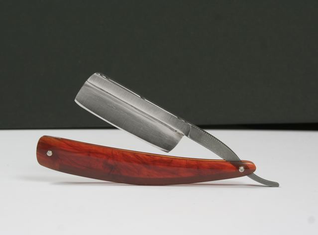 A Razors Tale: Custom Straight Razors