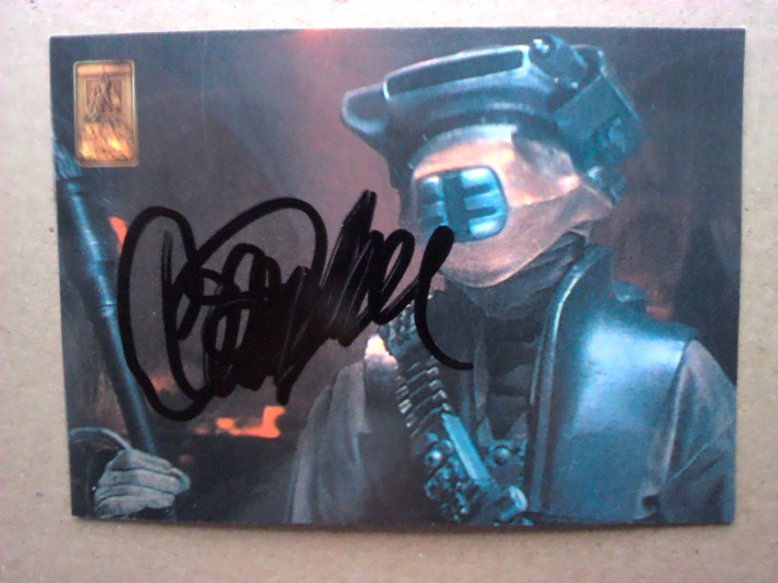 Pack War: Faker Fakes Fake Autographs