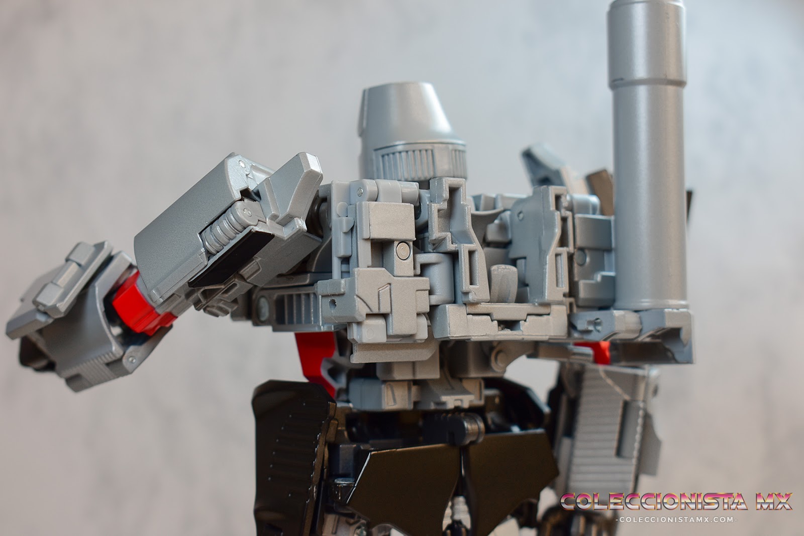 Transformers Masterpiece MP-36 - Megatron - Coleccionista MX