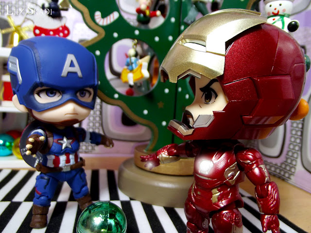 Sionnach Toys: Christmas 2016 - Captain America & Iron Man