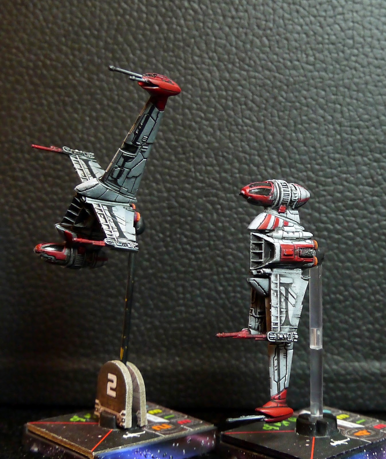 Rule 37: X-Wing Showcase : Dagger squadron B-Wing with folding foils