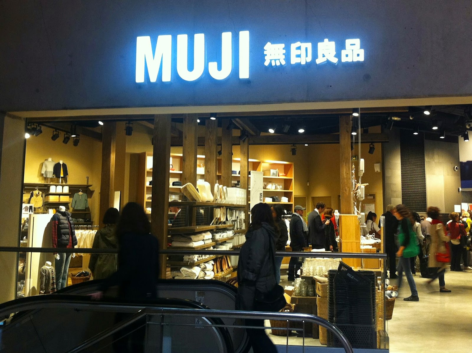 My skinny It blog: Grand opening européen MUJI