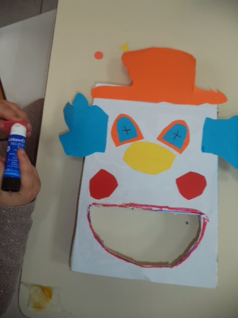 .~~kindergarten teacher ~~ΝΗΠΙΑΓΩΓΟΣ.....ΧΡΩΜΑΤΑ ΚΑΙ ΑΡΩΜΑΤΑ ...