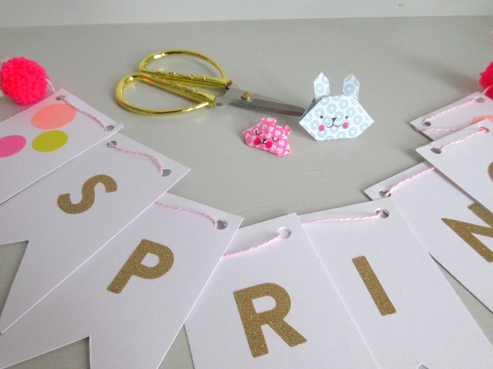 Teawagontales: Spring banner DIY