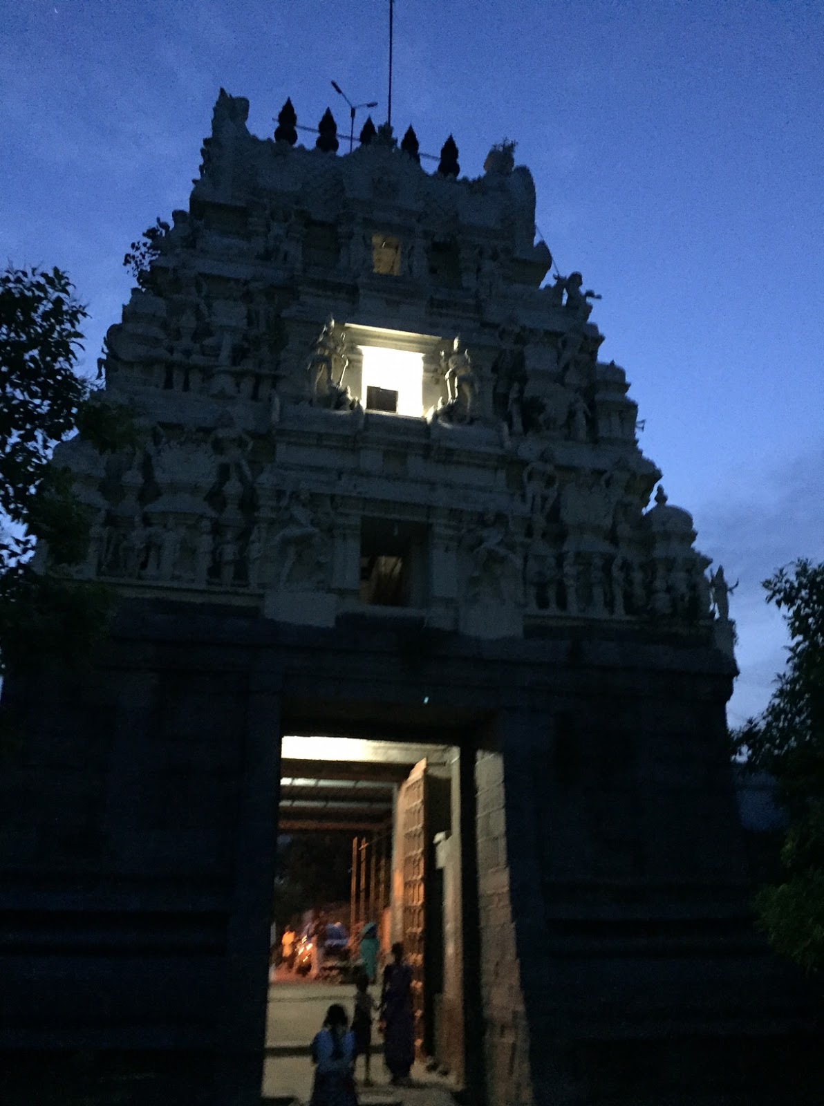 Tamilnadu Tourism: Jalanatheeswarar Temple, Thakkolam – The Temple