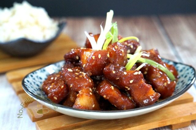 Korean style pan-fried pork belly ~ 韩式辣炒五花肉