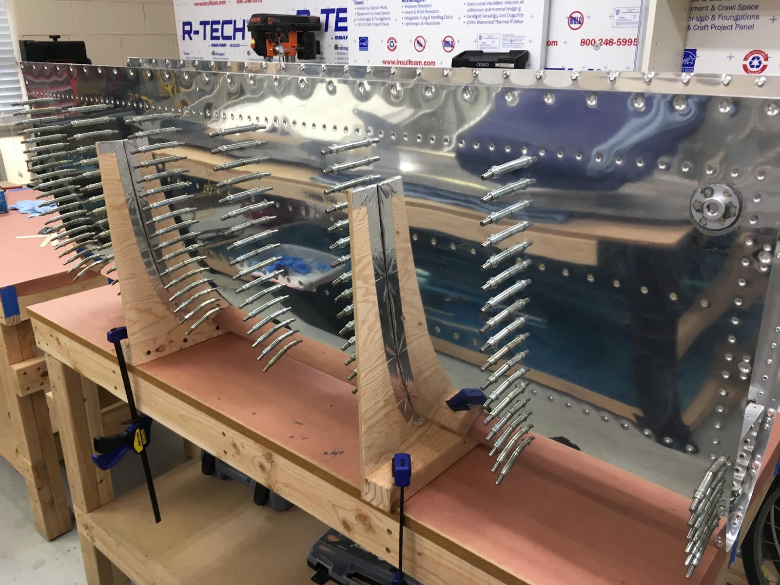 Alex's RV-14A Build Log: Section 18 - Fuel Tank (riveting stiffeners ...