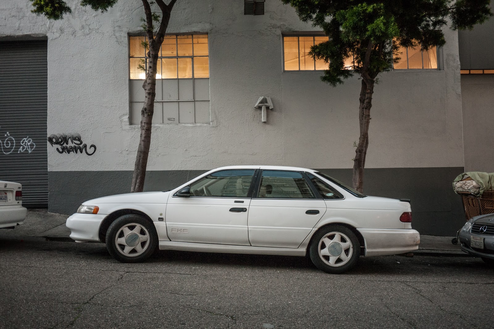THE STREET PEEP: 1993 Ford Taurus SHO