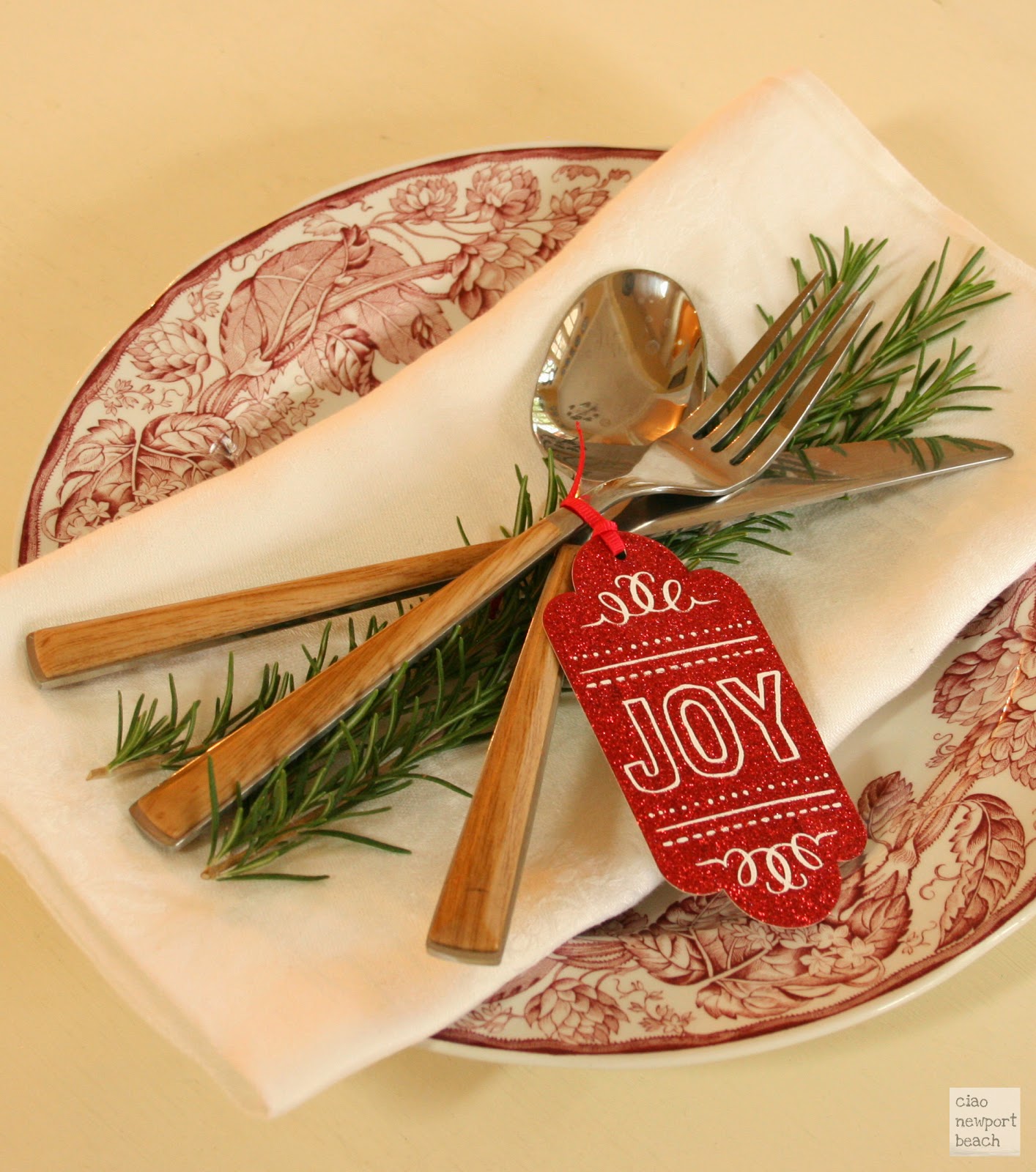 ciao! newport beach: holiday gift tags for your Christmas table