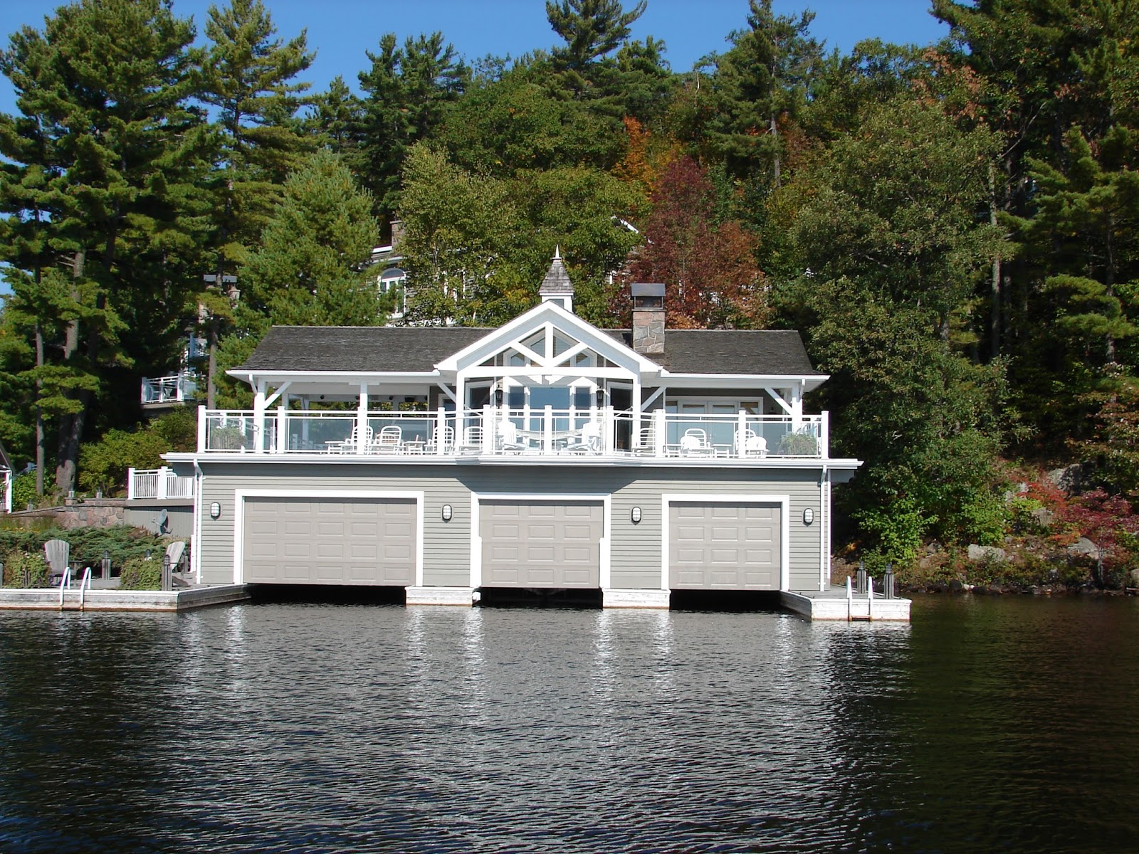 Just things and thoughts: Beautiful Boathouses of Muskoka