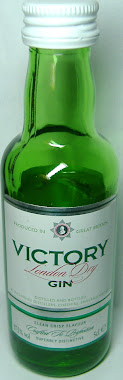 THE VICTORY GIN CAFÉ: Introducing Konrad Morgen: He Just Doesn't Fit ...