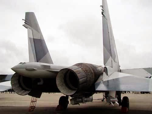 Thrust Vectoring: Teknologi Dibalik Kelincahan Manuver Sukhoi Su-35 ...