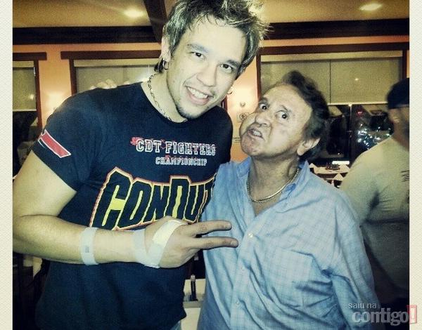 Kiko, do KLB, tieta Quico, do seriado Chaves, e posta foto ~ Fã-Clube ...