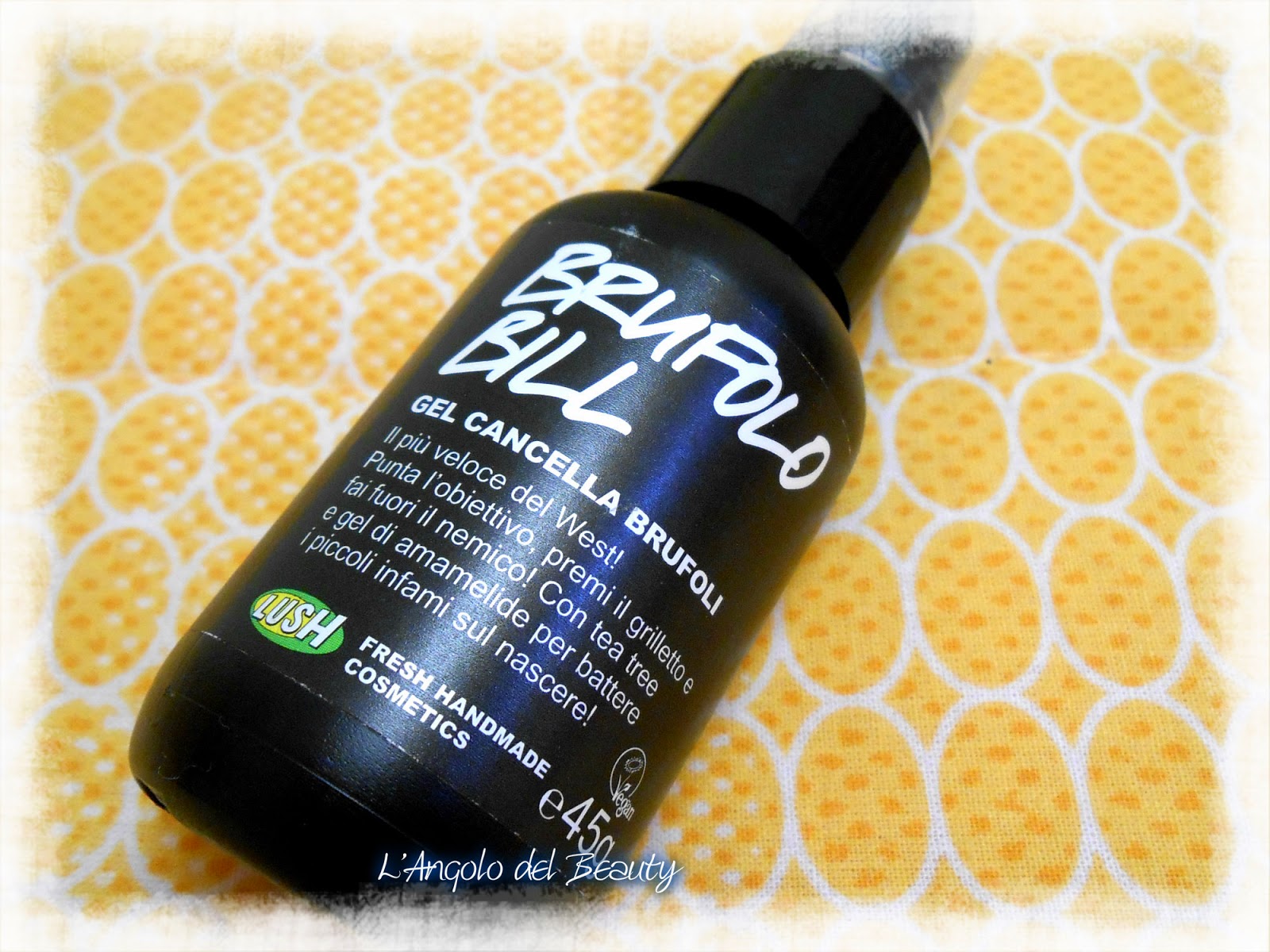 L' Angolo del Beauty: Review: Brufolo Bill di Lush, il gel cancella brufoli
