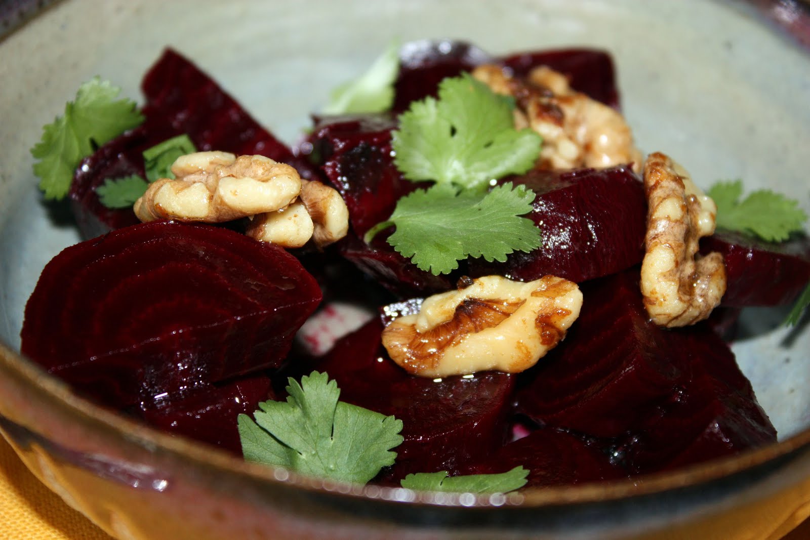 Mindful Food: Sweet Beet Salad with Candied Walnuts