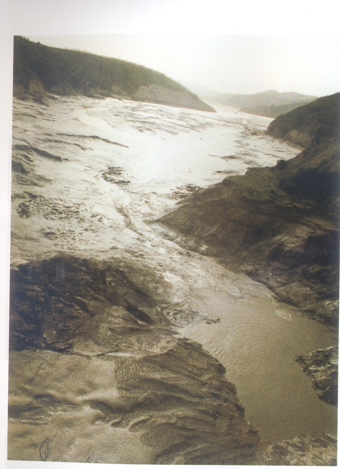 Connecting Yellow River with the World: Current Situations of Water ...