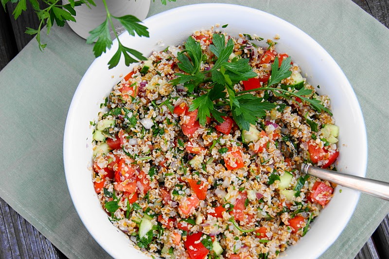 How to Make Tabouli {or Tabbouleh} | The Kitchen is My Playground