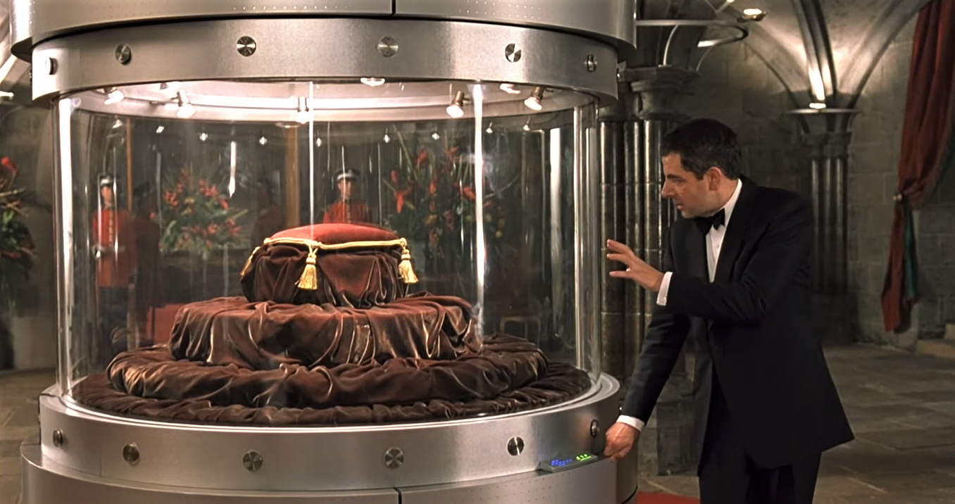 Elokuvan taikaa: Arvostelu: Johnny English (2003)