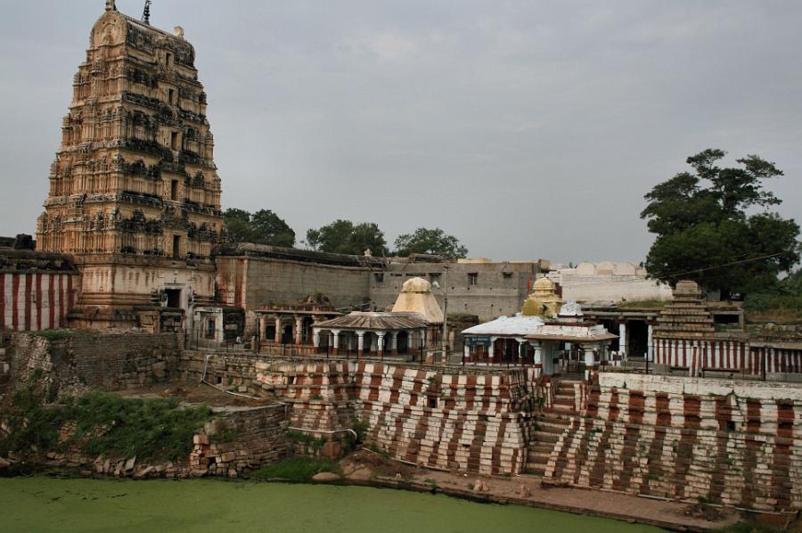 Temples in Hampi :1 - Virupaksha temple
