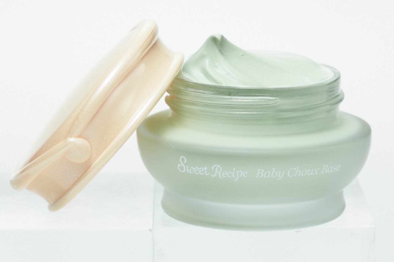 Peachy Pink Sisters: Review : Etude House Sweet Recipe Baby Choux Base