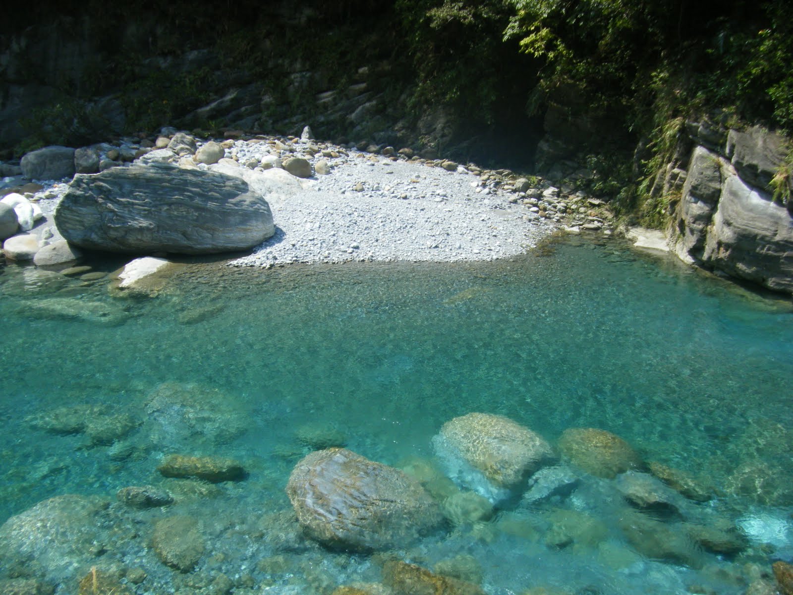 International Interns @ Toucheng Leisure Farm: Taroko Gorge National Park