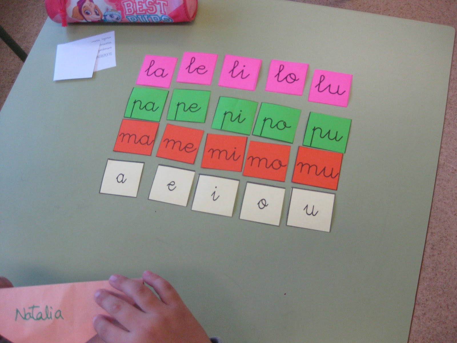 El rincón de primero: Jugamos con las palabras