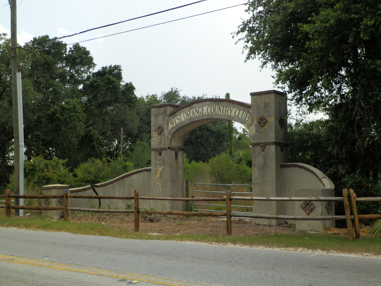 Places To Go, Buildings To See: West Orange Country Club Gate - Winter ...