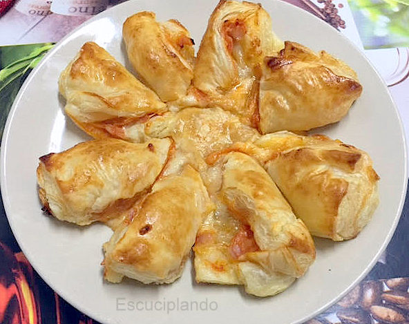Escuciplando: PIZZA "GIRO"