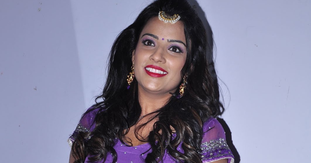 Jyothi Seth latest dazzling pics