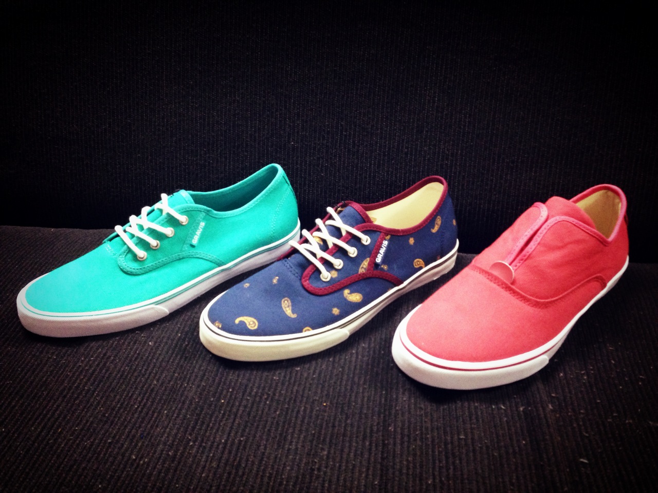 3939: GRAVIS spring & summer 2013