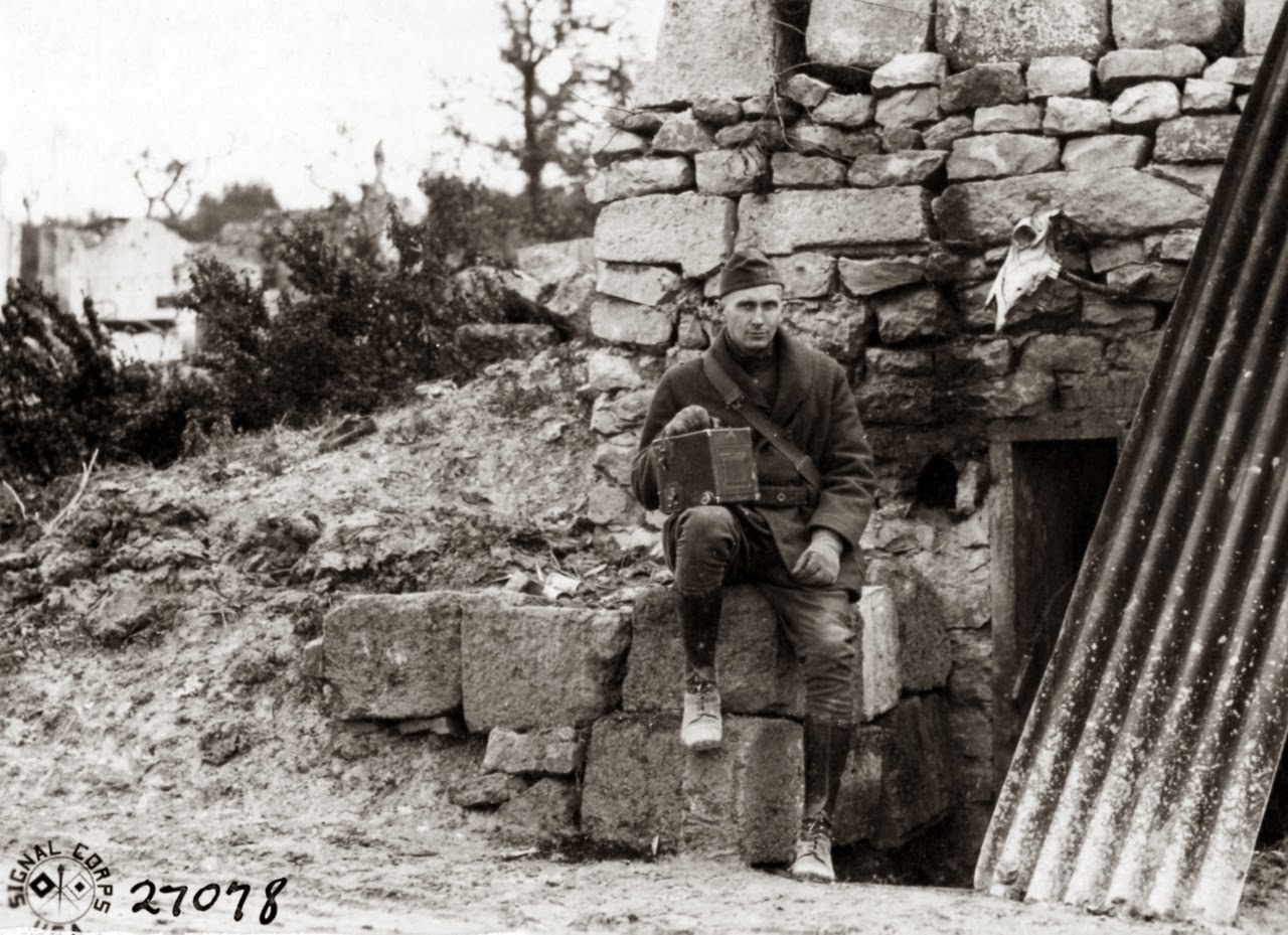 Old Portraits of Photographers in the First World War ~ Vintage Everyday
