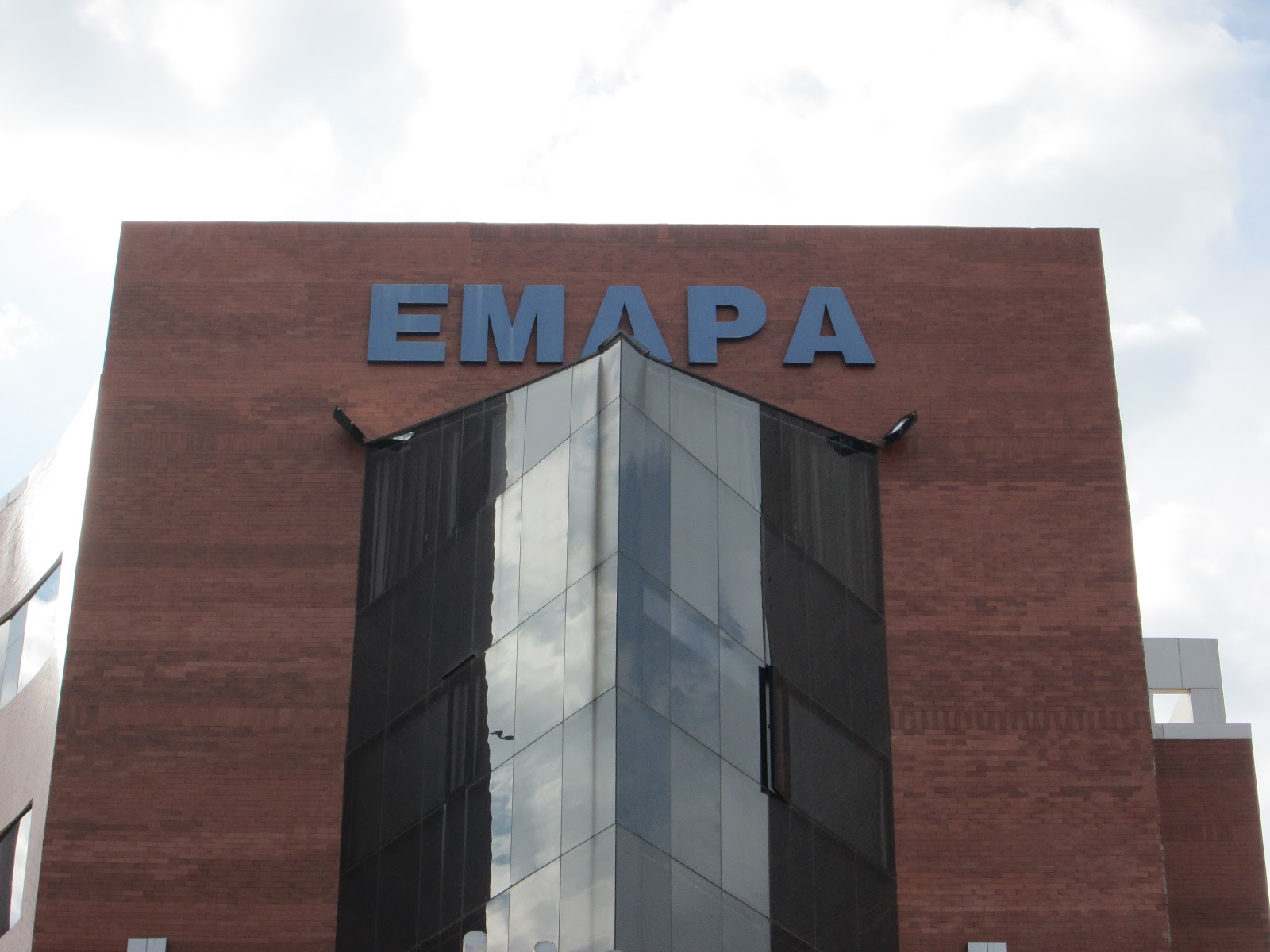 EMPRESA EMAPA