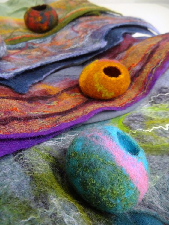 Little Treasures: Inspiration Monday: Heather Potten - a Felt maker