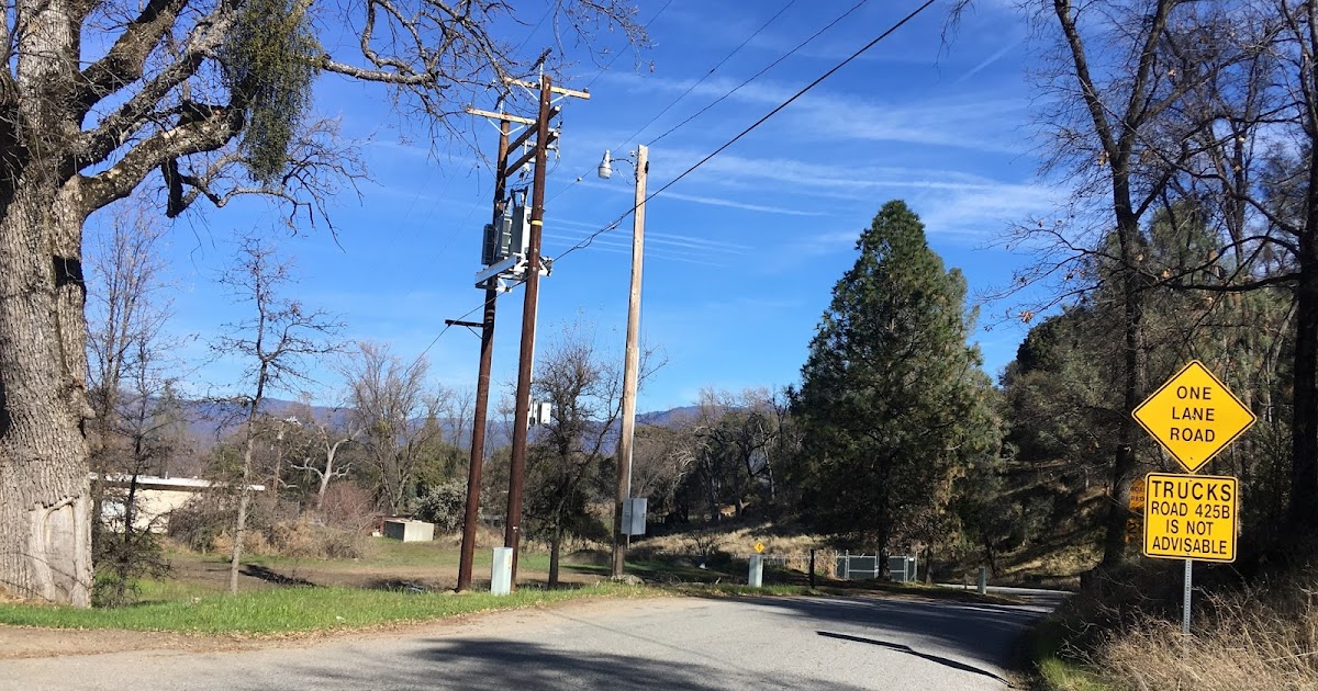 Old California State Route 41 on Road 425B