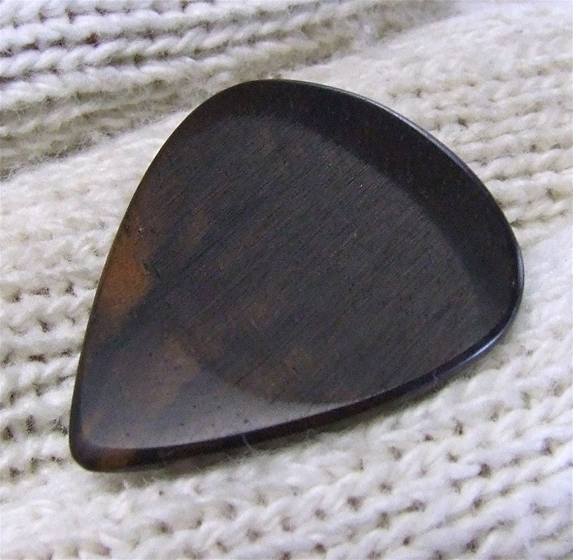 Dicas: Palhetas influenciam no som?