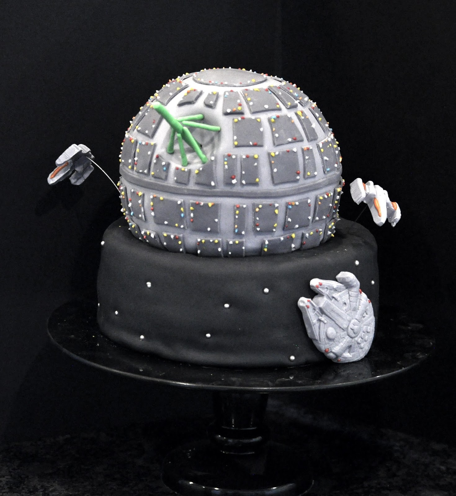 Devanys Designs: Star Wars Death Star Cake