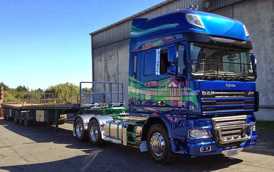 Custom Truck Chrome: Pyramid's DAF