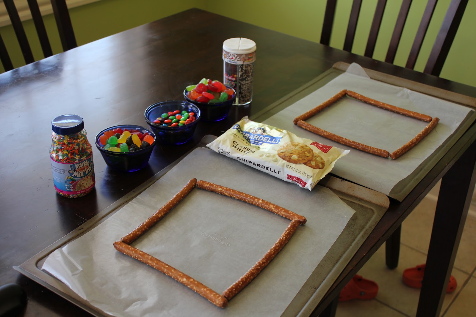 Play At Home Mom LLC: Edible Art Frames