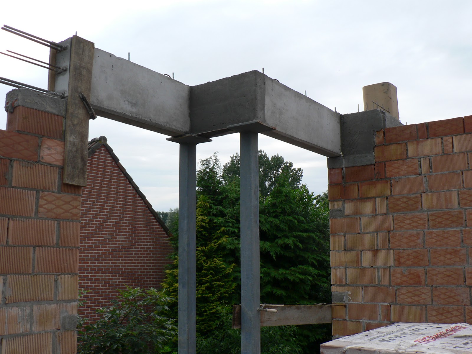 Kabouters gezocht: 14 en 15 juli ringbalken zijkanten huis